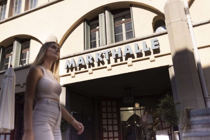 Stuttgart: Guided Tour of the Stuttgart Market Hall - The Itinerary in Detail