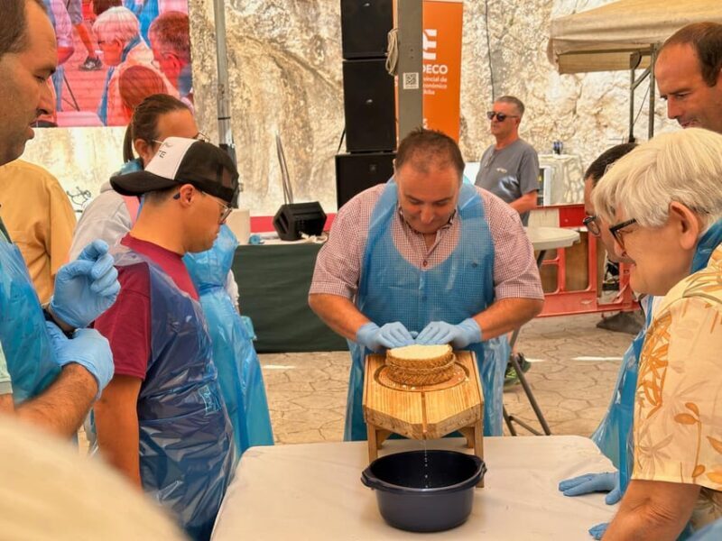 Subbética: artisanal cheese making workshop in Los Balanchares - Key Points