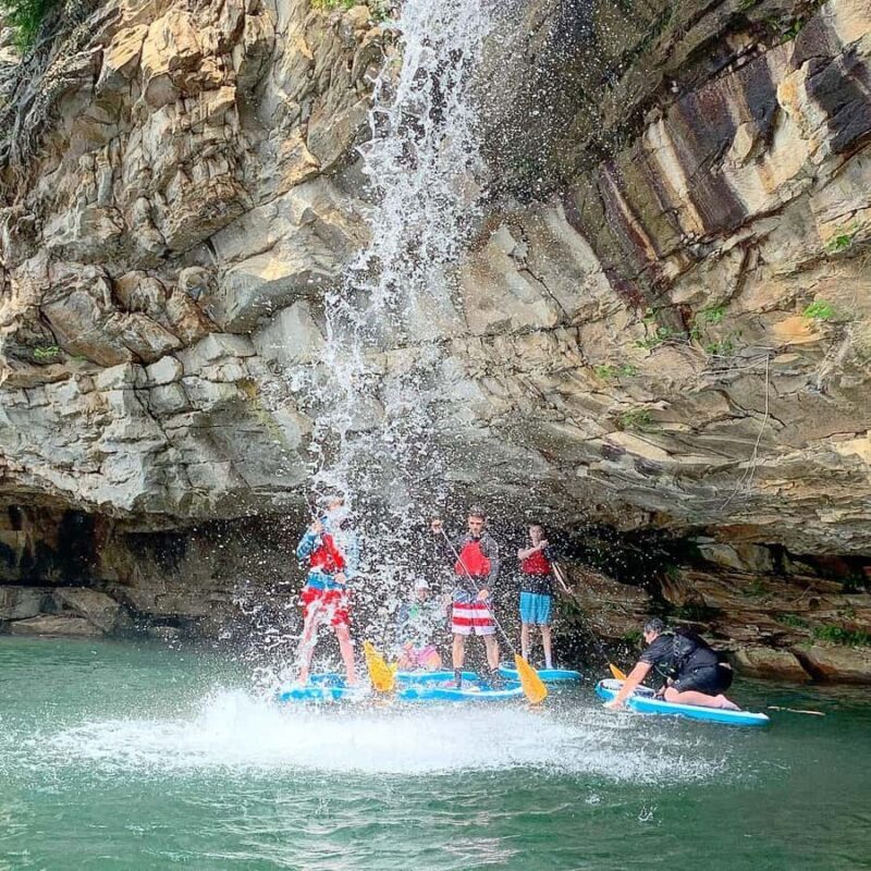 Sumerville: Paddle Board Rental with Life Jacket - An Introduction to the Experience