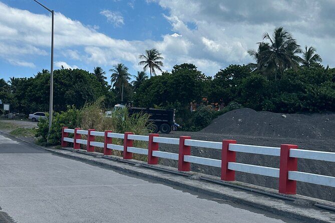 Summit Adventure: Conquer the La Soufriere Volcano - Key Points