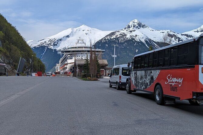 Summit Experience & Yukon Suspension Bridge Tour - The Border and Scenic Drive