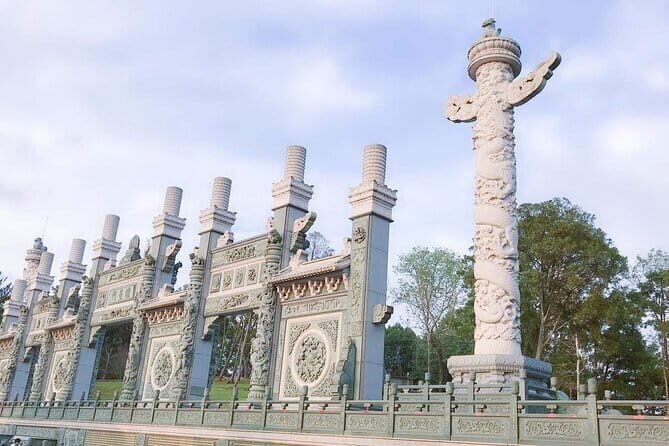 Sun Moon Lake Crescent Bay and Gaomei Wetlands One Day Tour - Key Points