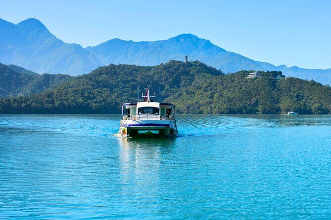 Sun Moon Lake Private Tour with Scenic Boat Cruise form Taipie - Discovering the Sun Moon Lake Private Tour from Taipei