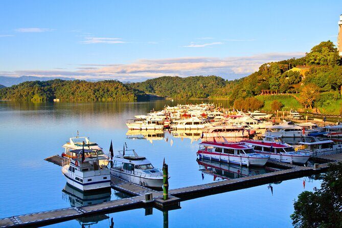 Sun Moon Lake Private Tour with Scenic Boat Cruise form Taipie - Xuan Zang Temple: A Hilltop Viewpoint