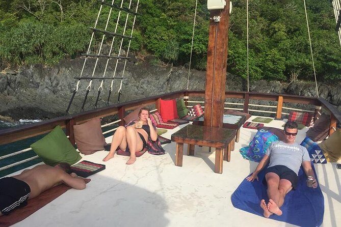 Sun & Sunset Dinner Cruise - Combine the best of both worlds - FAQs About the Sun & Sunset Dinner Cruise