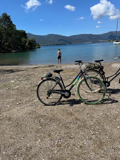 Suncycling Athens: Rent a Bike and Explore the City - Who Will Benefit Most