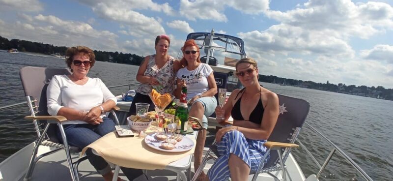 Sundowner, 2-hour sunset boat tour with skipper. - FAQ