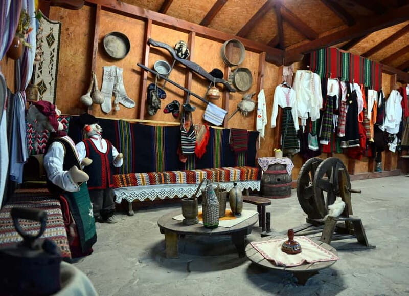 Sunny Beach: Bulgarian Village Folklore Show with Dinner - Who Should Consider This Experience?