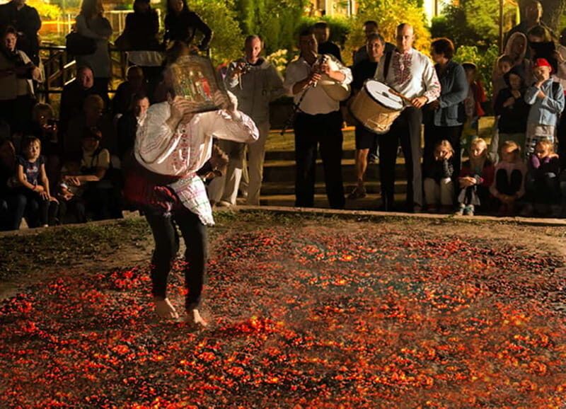 Sunny Beach: Bulgarian Village Folklore Show with Dinner - FAQ