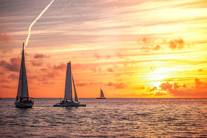 Sunny Beach: Sunset Catamaran Cruise with Dinner & Prosecco - A Close Look at the Experience