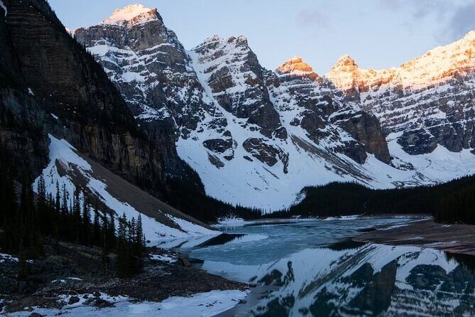 Sunrise Adventure: Alpenglow at Moraine Lake & Lake Louise - The Itinerary in Detail