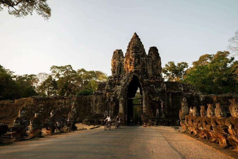 Sunrise at Angkor Wat and Full day with Fascinating Temples - FAQ