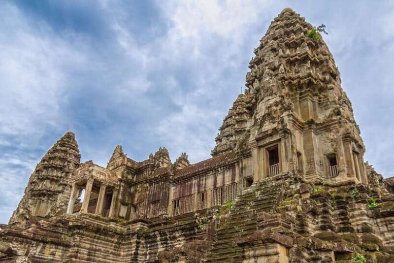 Sunrise at Angkor Wat Temple: 3-Hour Private Tour - The Sum Up