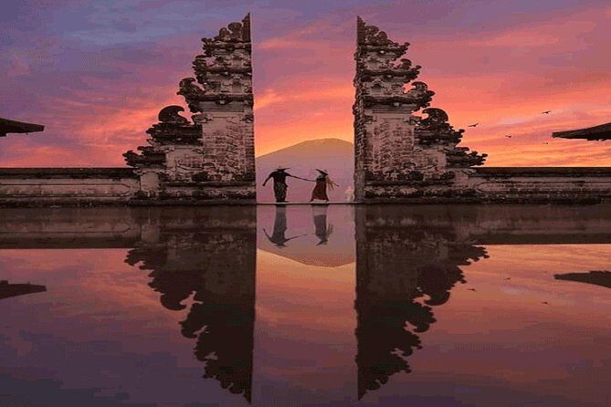 Sunrise At The Gate Of Heaven Lempuyang Bali - Key Points