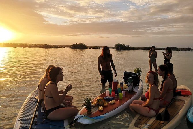 Sunrise by Paddle or Kayak with Floating Picnic - FAQ