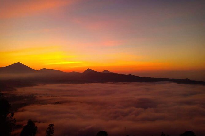 Sunrise Gunung Putri Lembang From Bandung - Key Points