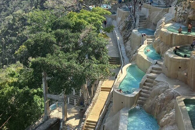 Sunrise in Tolantongo Grottoes with pick-up from your hotel - The Transport and Guide Experience