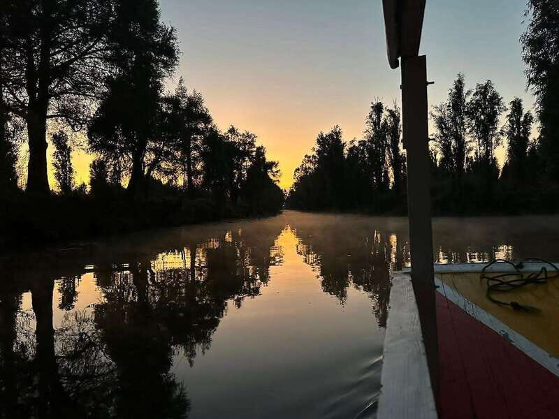 Sunrise in Xochimilco - Key Points