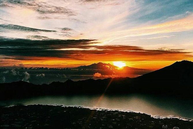 Sunrise mount batur trecking all inclusive - Key Points