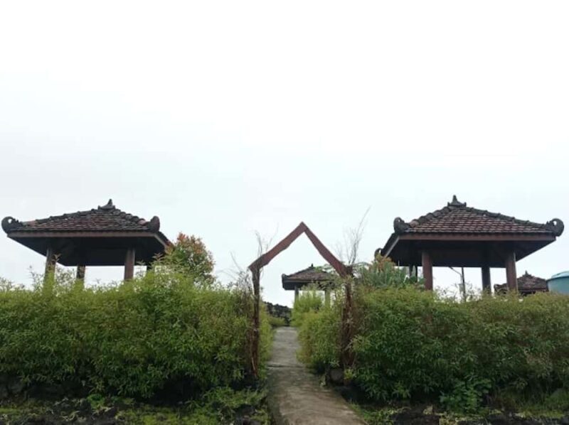 Sunrise mount Ireng, Jomblang Cave & Timang Beach 4x4WD Tour - Introduction