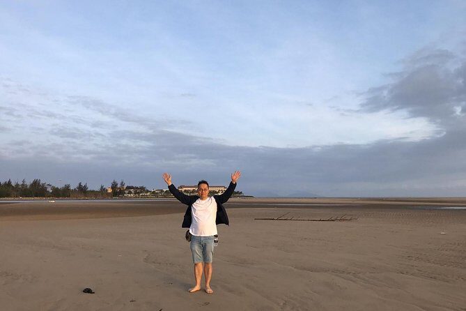 SUNRISE PHOTO at LONELY BEACH where RIVER MEETS OCEAN - FAQ