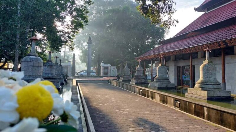 Sunrise Setumbu, Borobudur structure climbing and Prambanan - The Practicalities and What to Expect