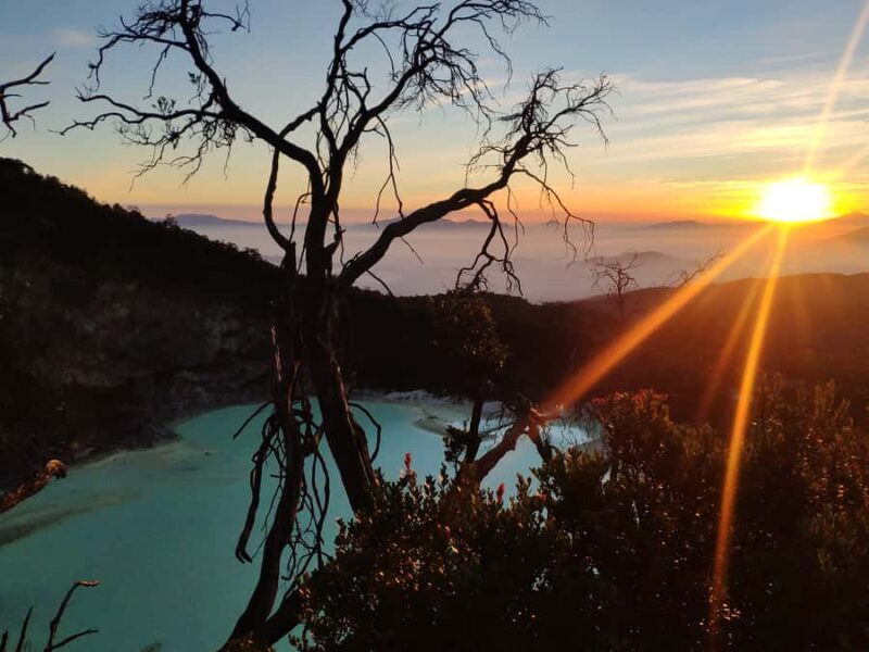 Sunrise Sunan Ibu,Kawah Putih,Volcano,Tea factory,Hot spring - Key Points