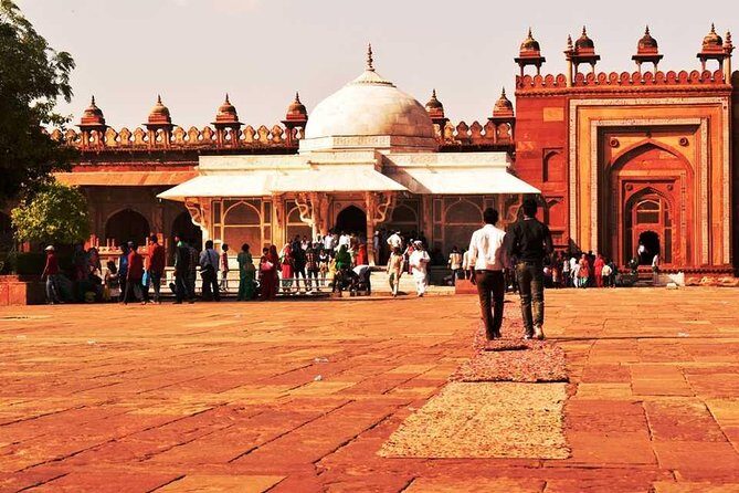 Sunrise Taj Mahal Agra Private City Tour (All Inclusive) - Questions & Answers