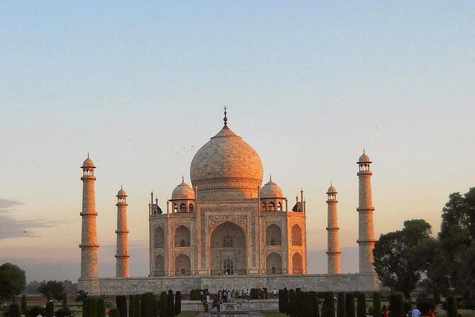 Sunrise Taj Mahal Day Trip from Delhi includes Guide - The Sum Up