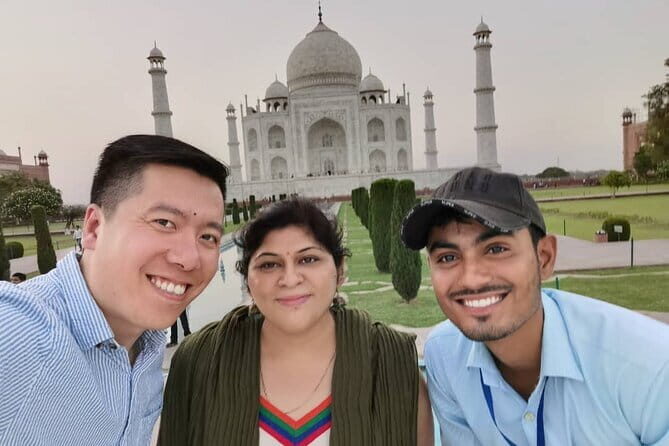 Sunrise Taj Mahal Tour From Delhi - FAQ