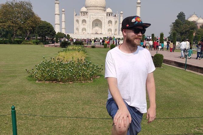 Sunrise Taj Mahal Tour With Agra Fort and Mehtab Bagh - Returning to Delhi: Comfort and Convenience