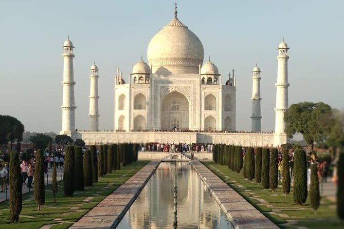 Sunrise tour of Taj Mahal with Guide - Key Points