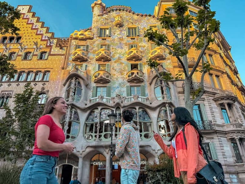 Sunrise Walking Tour: Barcelona Before the Crowd & Breakfast - What This Tour Means for You