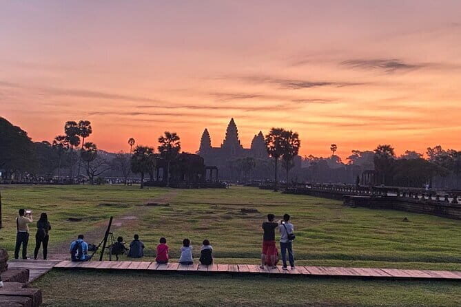 Sunrise Watching Expedition at Angkor Wat from Siem Reap - Key Points