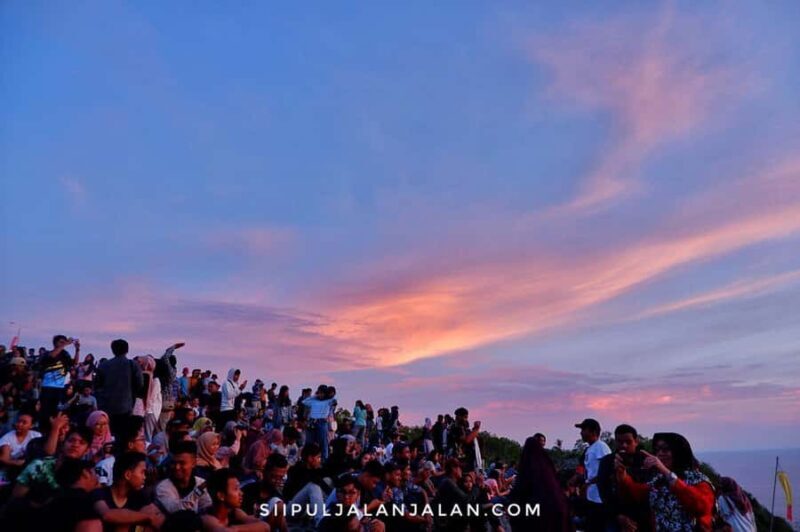 Sunset Adventure at Parangtritis Paragliding - Detailed Itinerary Breakdown