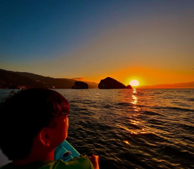 Sunset and Bioluminescence Boat Tour at Los Arcos Islands - Who Should Consider This Tour?