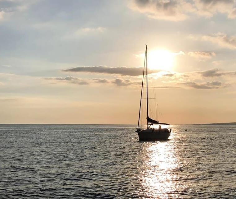 SUNSET - aperitif on a sailing boat - Included in the Price: What You’re Getting