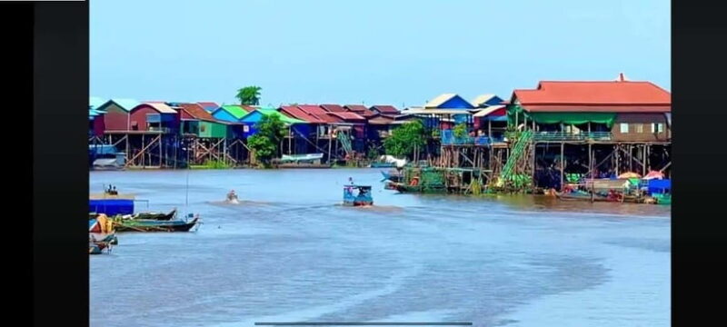 Sunset at the Floating Village on the Gigantic Lake - An In-Depth Look at the Experience