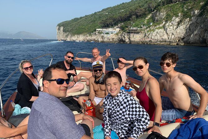 Sunset boat experience in Sorrento coast - FAQs