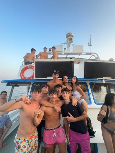 SUNSET BOAT PARTY - The Sum Up