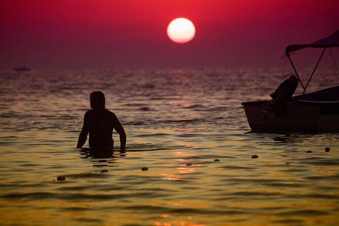 Sunset Boat Tour to Cinque Terre with aperitif on board - Practicalities to Keep in Mind