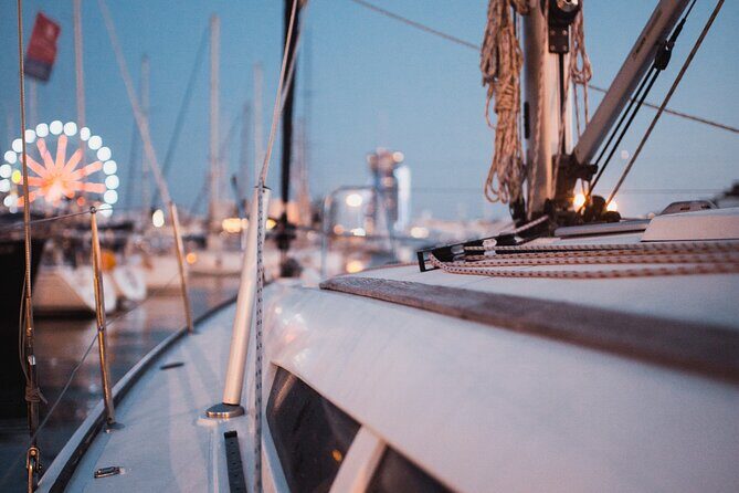 Sunset boat trip with open bar of cava (local champagne) - A Relaxing Sunset Sailing Experience in Barcelona