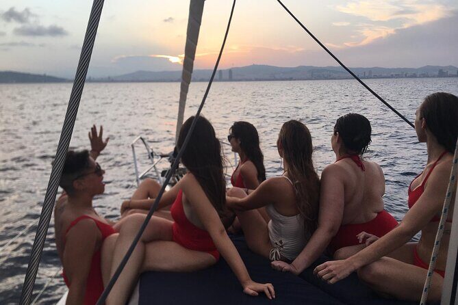Sunset boat trip with open bar of cava (local champagne) - The Sum Up: Why Choose This Sunset Sailing?
