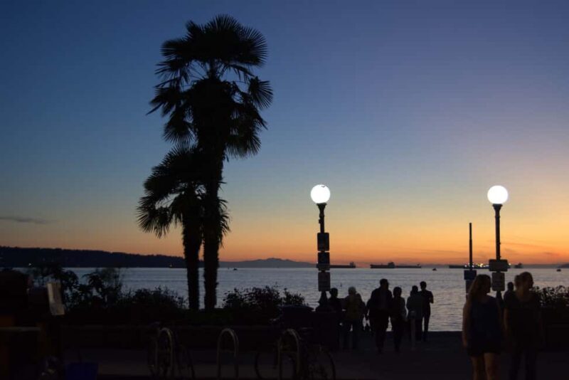Sunset Bus Tour: Stanley Park & English Bay Photostops - FAQ