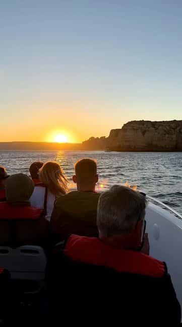 Sunset by boat in Lagos - An In-Depth Look at the Sunset Boat Tour