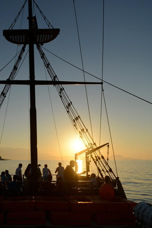 Sunset cruise at St. George Bay from Hersonissos port - An Authentic Crete Evening: What to Expect