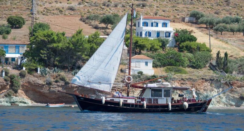 Sunset Cruise Athens Riviera  Half Day Swimming&BBQ onBoard - FAQs