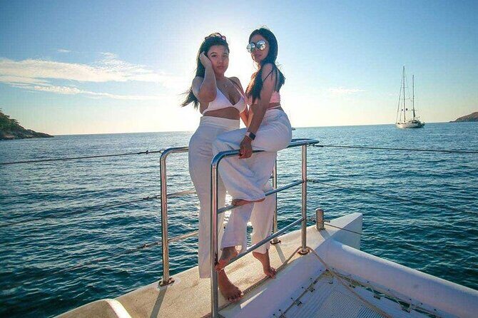 Sunset Cruise to Koh Hey in Phuket by Sailing Catamaran - The Dining Experience on Board