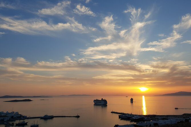 Sunset cruise to Rhenia& Little Venice with transfer - The Sum Up