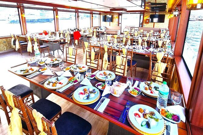 Sunset Cruise with Dinner in Bosphorus - What Do the Reviews Say?